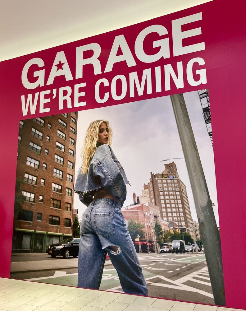 GARAGE - Updated August 2024 - 16 Photos - 6000 Glades Rd, Boca Raton ...