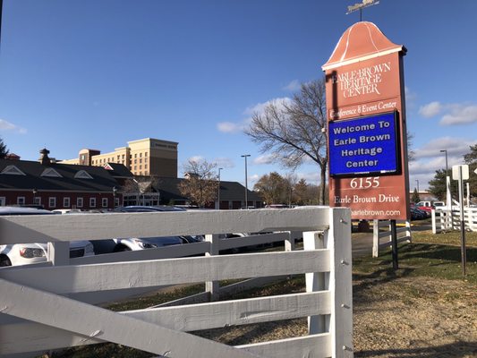 EARLE BROWN HERITAGE CENTER - Updated September 2025 - 17 Photos & 11 ...