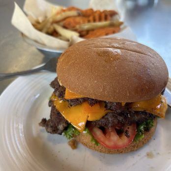 SOCIETY BURGER - Updated March 2025 - 189 Photos & 178 Reviews - 9999 S ...