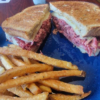 THE COPPER CRUST - Updated June 2024 - 141 Photos & 214 Reviews - 966 S ...