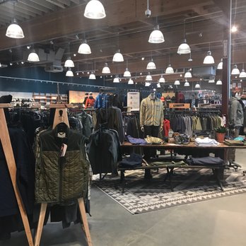 REI - Updated November 2025 - 95 Photos & 101 Reviews - 500 E Northern ...