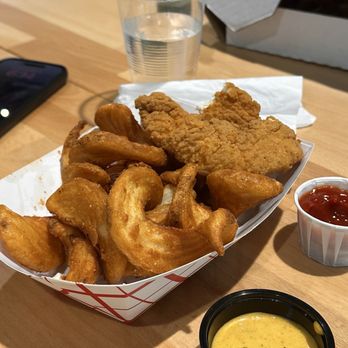 OAKLEY GREENS - Updated July 2025 - 115 Photos & 44 Reviews - 3065 ...