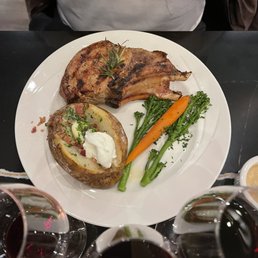 DUKE’S STEAKHOUSE - Updated October 2025 - 717 Photos & 228 Reviews ...