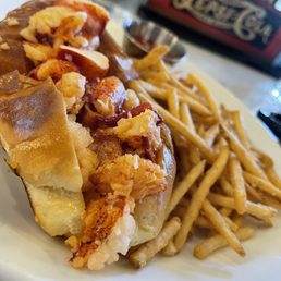 THE SINCLAIR - Updated December 2025 - 399 Photos & 332 Reviews - 1229 ...