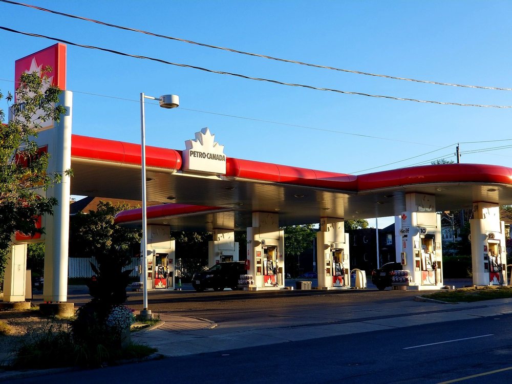 PETRO CANADA - Updated January 2025 - 1021 Avenue Road, Toronto ...