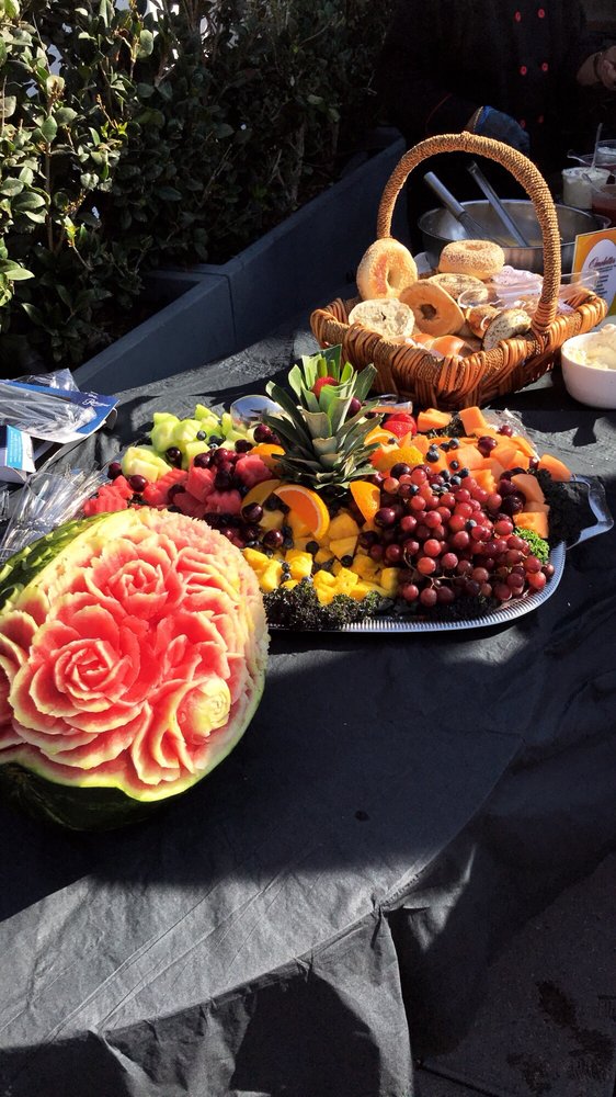 MR. OMELETTE CATERERS - 30 Photos & 25 Reviews - Caterers - 2060 Ave De ...