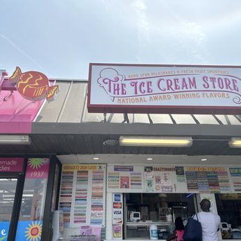 THE ICE CREAM STORE - Updated May 2025 - 229 Photos & 243 Reviews - 6 ...