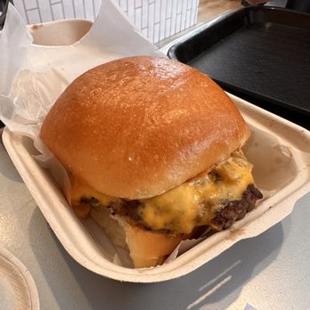 HUDA - Updated May 2024 - 241 Photos & 194 Reviews - 32 S 18th St ...