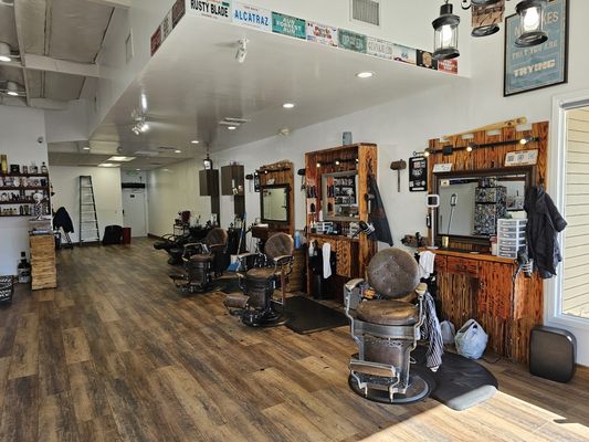 RUSTY BLADE BARBER - Updated 2024 - 59 Photos & 22 Reviews - 3740 ...
