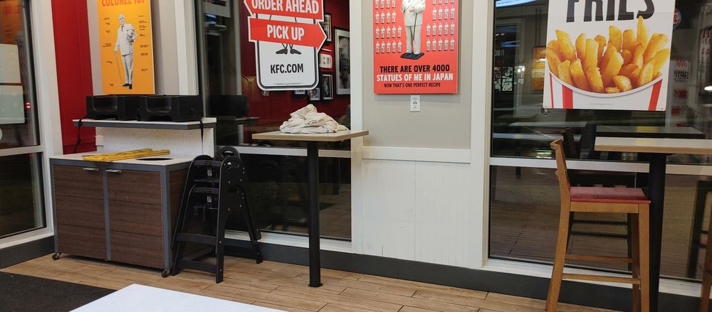 KFC - Updated August 2025 - 12 Reviews - 1102 S 5th St, Leesville ...