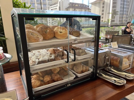 IN-YO CAFE - Updated October 2025 - 175 Photos & 44 Reviews - 223 ...