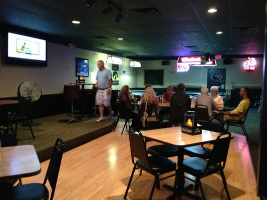 JUMPERS SPORTS BAR & GRILL - Updated January 2026 - 21 Reviews - 2600 ...
