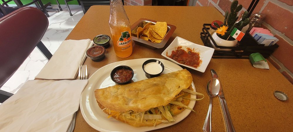 LOS COMPADRES - 52 E Lawn Rd, Nazareth, Pennsylvania - Mexican ...