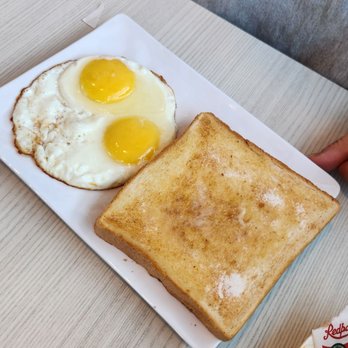 LITTLE RING CAFE - Updated May 2025 - 159 Photos & 22 Reviews - 105 ...