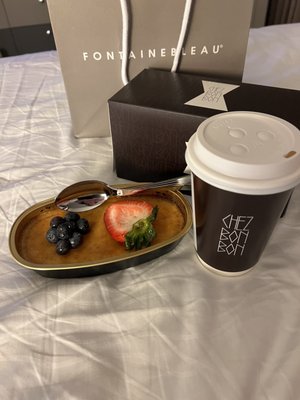 CHEZ BON BON - 457 Photos & 134 Reviews - 4441 Collins Ave, Miami Beach ...