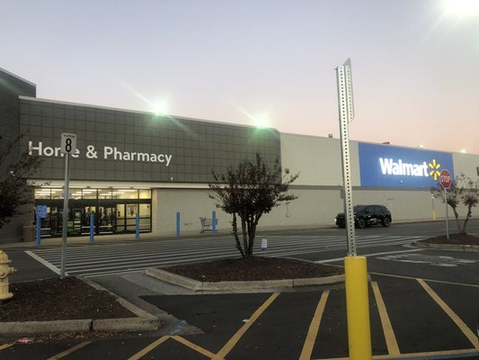 WALMART SUPERCENTER - 25 Photos & 17 Reviews - 3209 Deans Bridge Rd ...