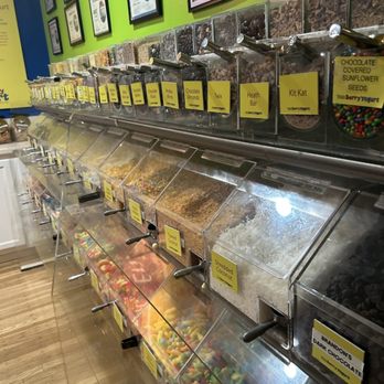 YOLOBERRY YOGURT - Updated August 2025 - 219 Photos & 383 Reviews - 316 ...