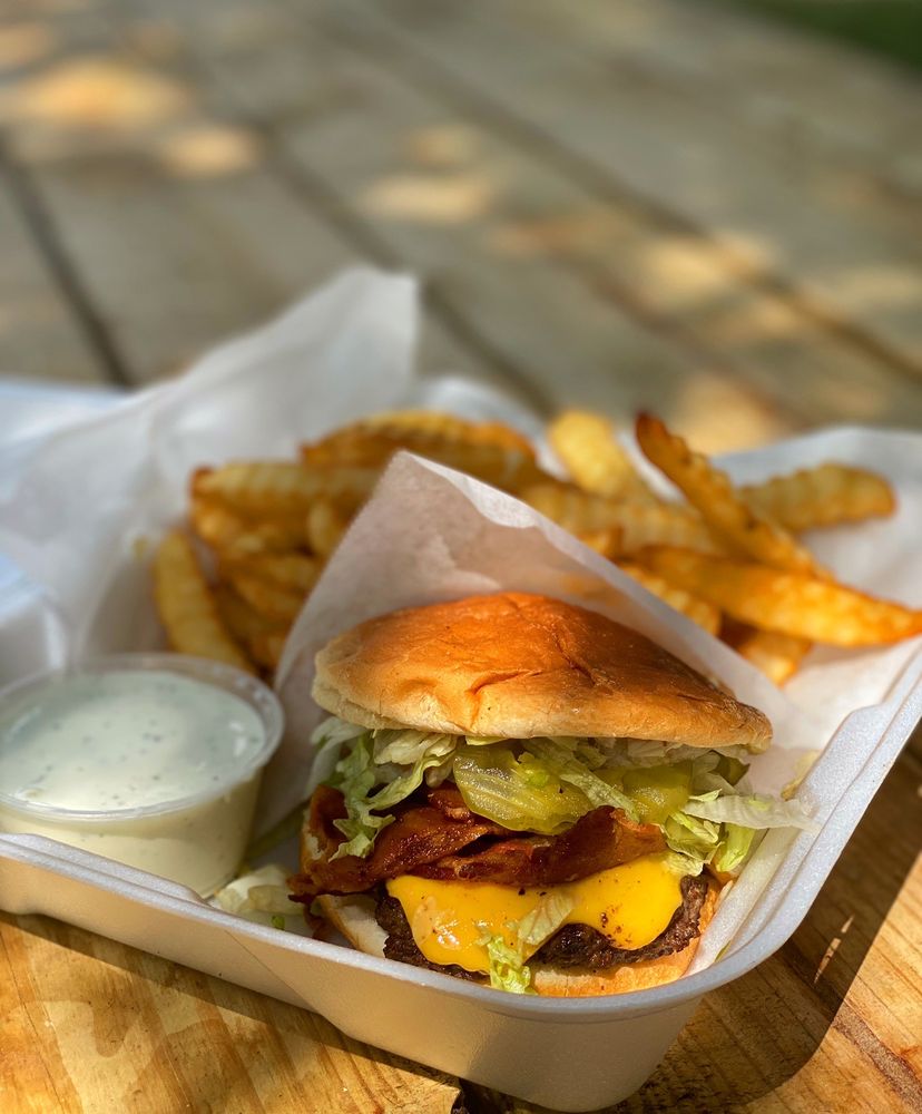 YESTERDAYS GRILL - Updated August 2024 - 33 Photos & 32 Reviews - 716 W ...