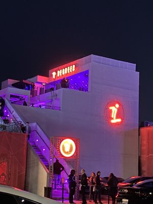 77 DEGREES ROOFTOP - Updated August 2025 - 152 Photos & 166 Reviews ...