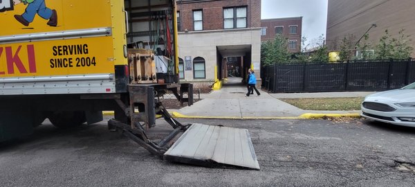 CHICAGO MOVING COMPANIES - AMPOL - Updated September 2025 - 61 Photos ...