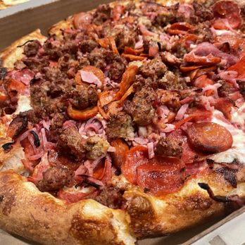 GOLD DUST PIZZA - Updated November 2024 - 451 Photos & 805 Reviews ...