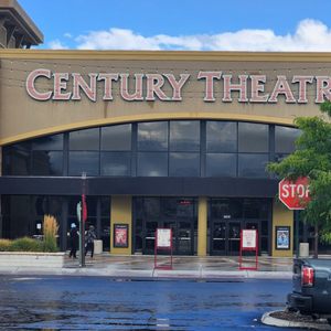 CENTURY SUMMIT SIERRA - 335 Photos & 230 Reviews - 13965 S Virginia St ...