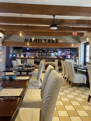 HAMILTON’S - Updated December 2025 - 88 Photos & 64 Reviews - 39 Queen ...