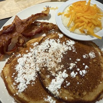 THE TOASTY HOT SPOT - Updated December 2025 - 102 Photos & 67 Reviews ...