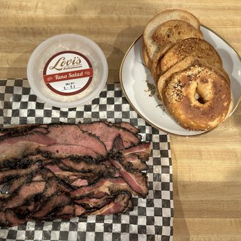 LOVI’S DELICATESSEN - Updated May 2025 - 1064 Photos & 1255 Reviews ...