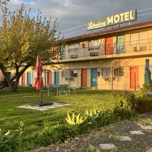 PLANET FITNESS - Updated February 2025 - 19 Photos - 711 N Stratford Rd ...