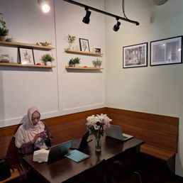 OUD COFFEE & CAFE - Updated July 2025 - 186 Photos & 91 Reviews - 714 N ...