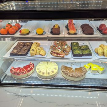 EMMY FRENCH CORNER - Updated December 2025 - 84 Photos & 46 Reviews ...