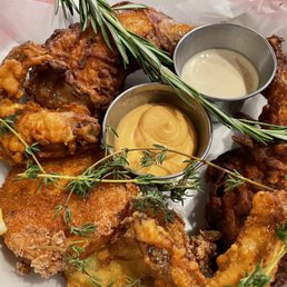 BUTTERCUP - Updated January 2026 - 175 Photos & 233 Reviews - 13 W ...