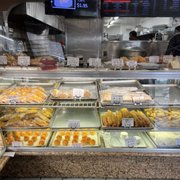 LONG’S FAMILY PASTRY - 783 Photos & 337 Reviews - Bakeries - 715 N ...