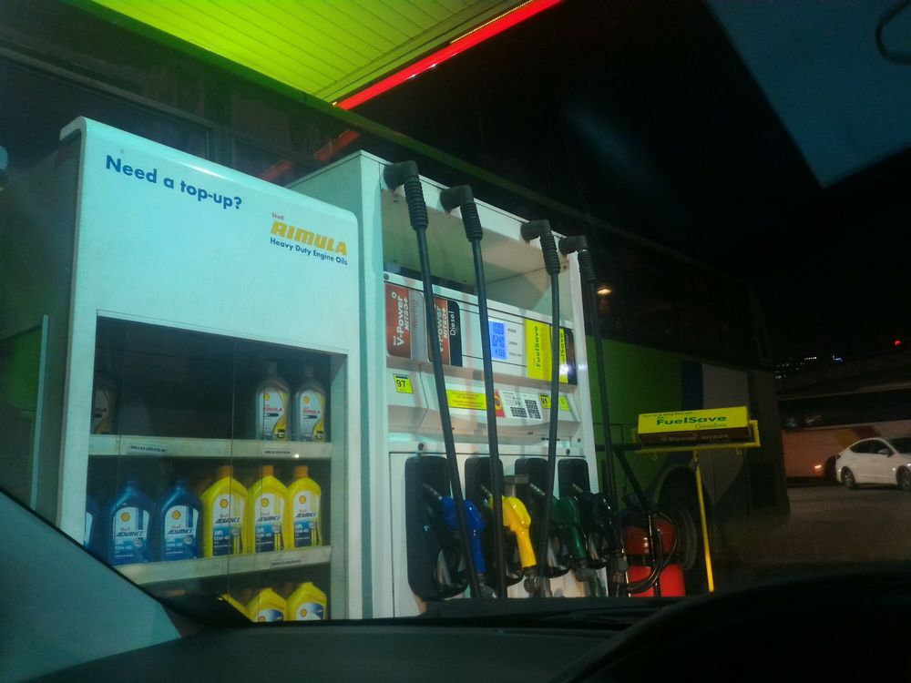 SHELL GAS STATION - Updated June 2025 - McKinley Road, Makati, Metro ...