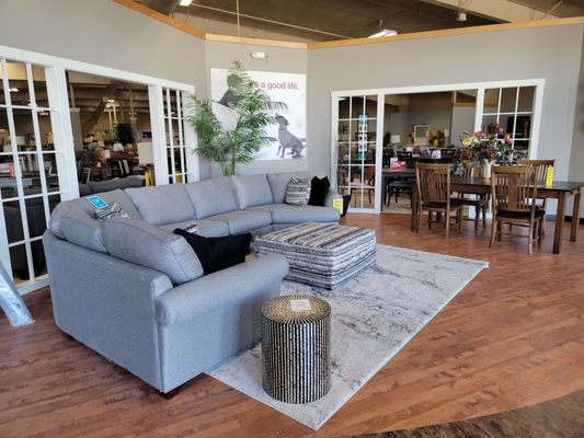 SLUMBERLAND FURNITURE WINONA Updated January 2025 26 Photos 1437 Service Dr Winona Minnesota Mattresses Phone Number Yelp
