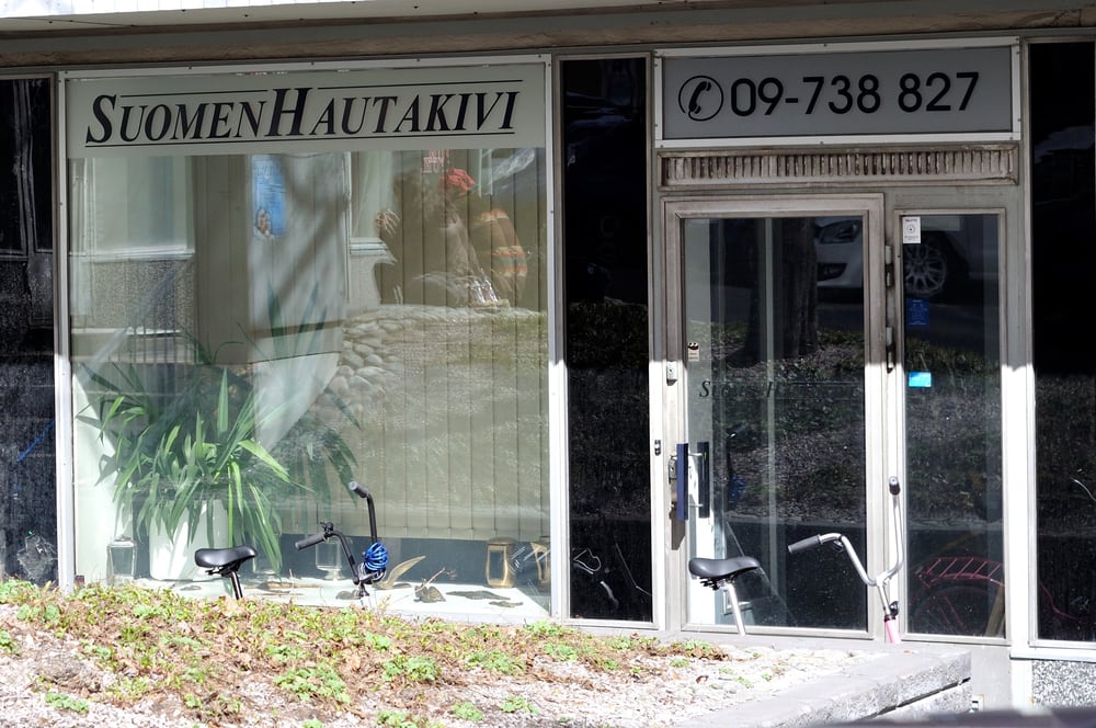 SUOMEN HAUTAKIVI - Updated February 2025 - Viipurinkatu 1 A, Helsinki ...