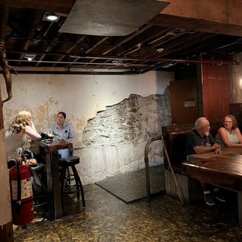 HOGWASH WHISKEY DEN - Updated November 2024 - 177 Photos & 160 Reviews ...