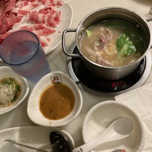 URBAN HOT POT - 225 Photos & 168 Reviews - Hot Pot - 10100 Twin Rivers ...