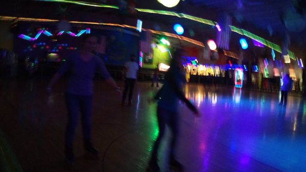 ROLLER DOME - 173 Photos & 22 Reviews - Skating Rinks - 4902 ...