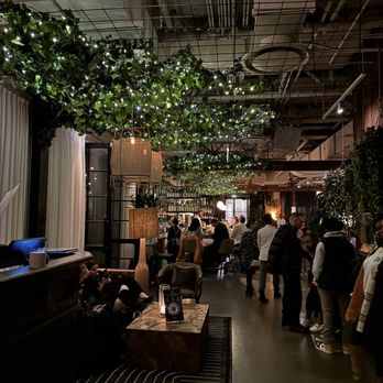 ABA - Updated August 2025 - 4697 Photos & 1856 Reviews - 302 N Green St ...