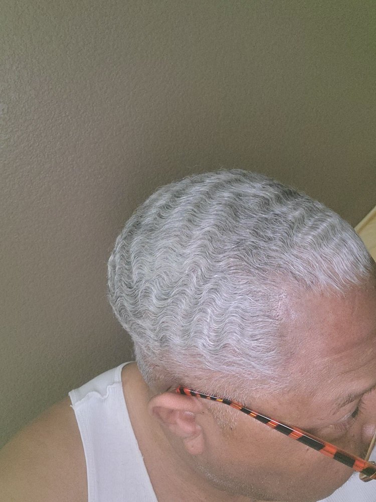 FLY CUTS & STYLES - Updated August 2024 - 176 Photos & 42 Reviews ...