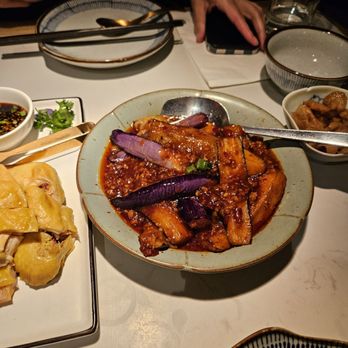 CHELI - Updated January 2025 - 1949 Photos & 415 Reviews - 19 St Marks ...