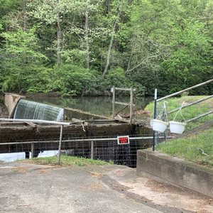 LAKE HICKORY RV RESORT - Updated October 2025 - 38 Photos - 6641 ...