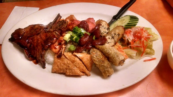 COM TAM THUAN KIEU - Updated August 2025 - 452 Photos & 361 Reviews ...