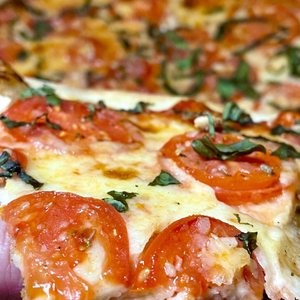 YANNIS PIZZA RESTAURANT - Updated December 2025 - 75 Photos & 131 ...