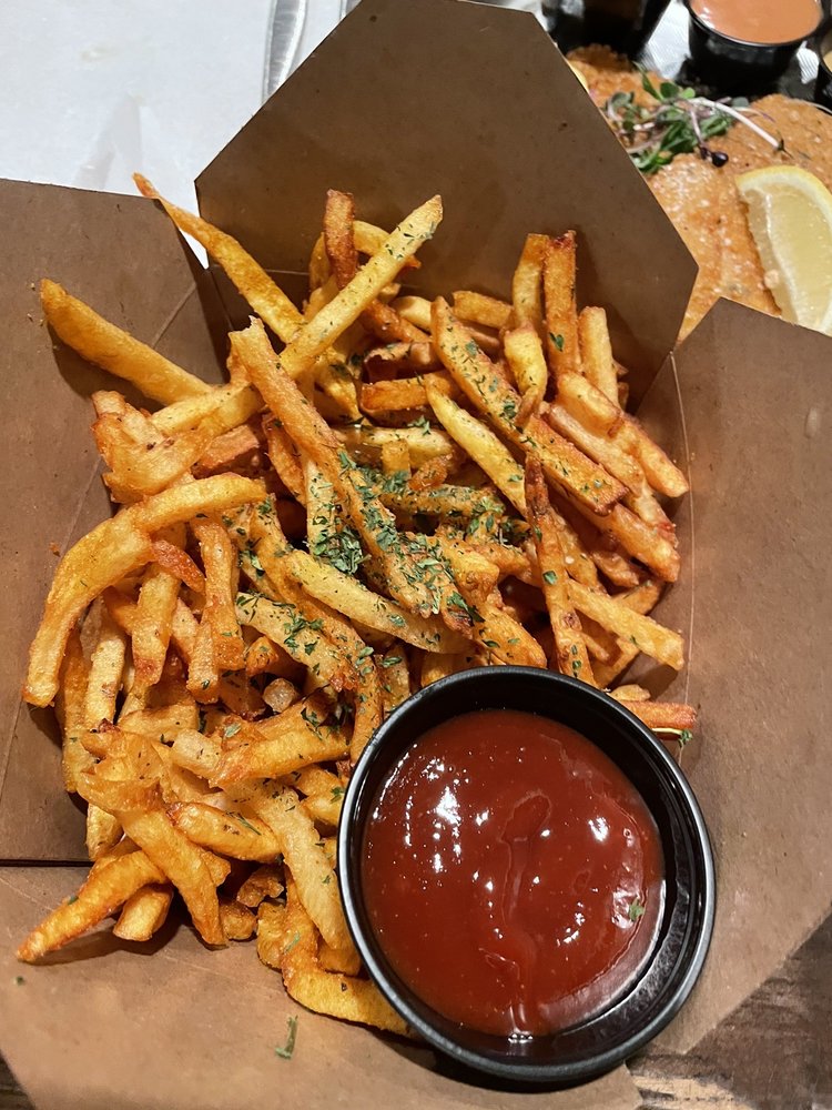 THE RATHSKELLER - Updated May 2025 - 521 Photos & 286 Reviews - 5782 ...