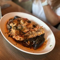 RED ASH - Updated December 2025 - 2865 Photos & 1511 Reviews - 303 ...