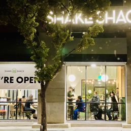 SHAKE SHACK BREA - Updated August 2025 - 214 Photos & 128 Reviews - 103 ...