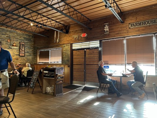 207 DINER nearby at 101 E McCormick Rd, East Palatka, Florida - 11 ...